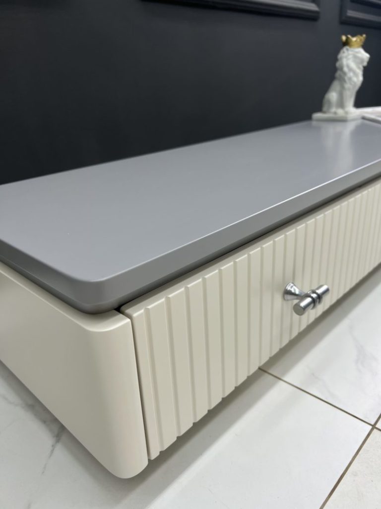 Навесная консоль Caesar - BADIKO